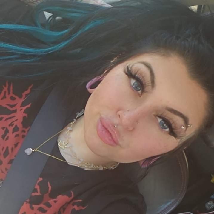 Makenzie Barnes's Instagram, Twitter & Facebook on IDCrawl