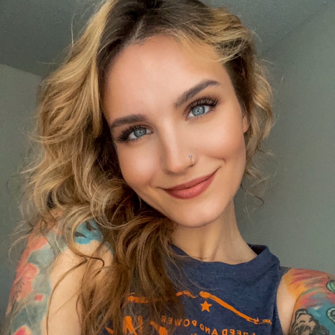 Kristina Hall's Instagram, Twitter & Facebook on IDCrawl