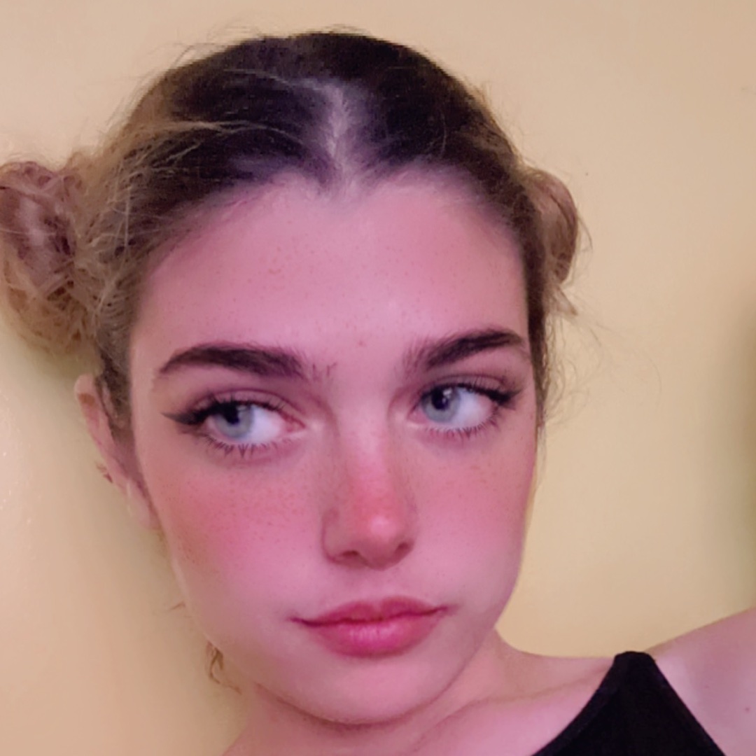 Alyssa Ball's Instagram, Twitter & Facebook on IDCrawl